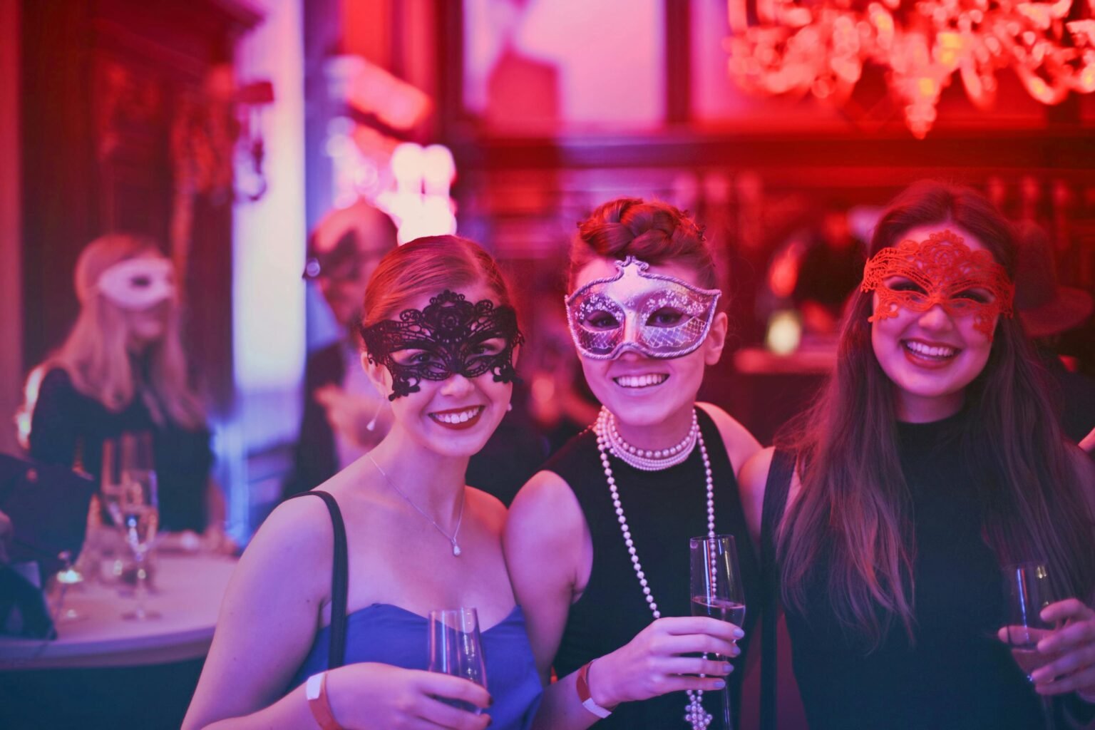 25 Best College Party Themes Everyone Will Love - Her College Life